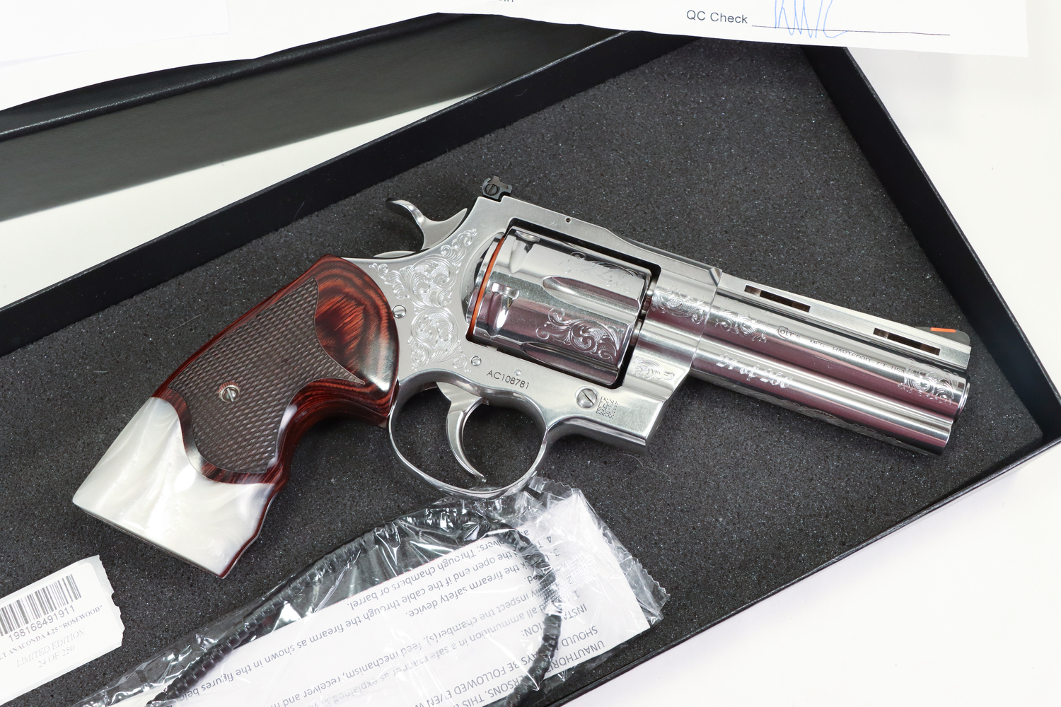 COLT ANACONDA 4.25 ENGRAVED ROSEWOOD CUSTOM MODEL 44 MAGNUM - Revolvers ...