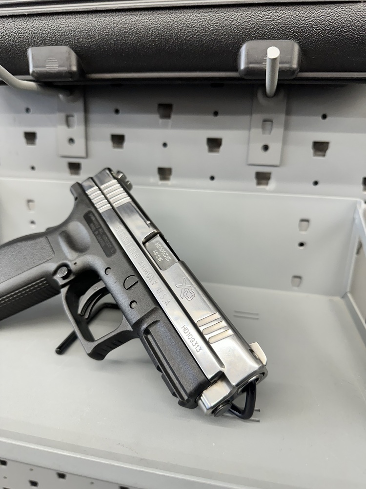 SPRINGFIELD ARMORY XD-40 CUSTOM CHROME SLIDE .40S&W Semi Auto Pistol ...