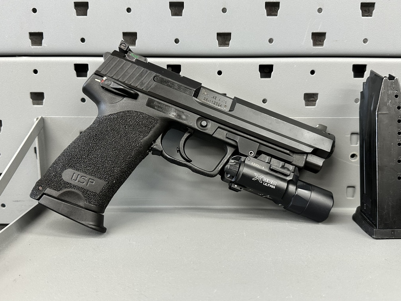 HECKLER & KOCH USP EXPERT 45acp Semi Auto 5.2 in w Surefire X300 Ultra ...