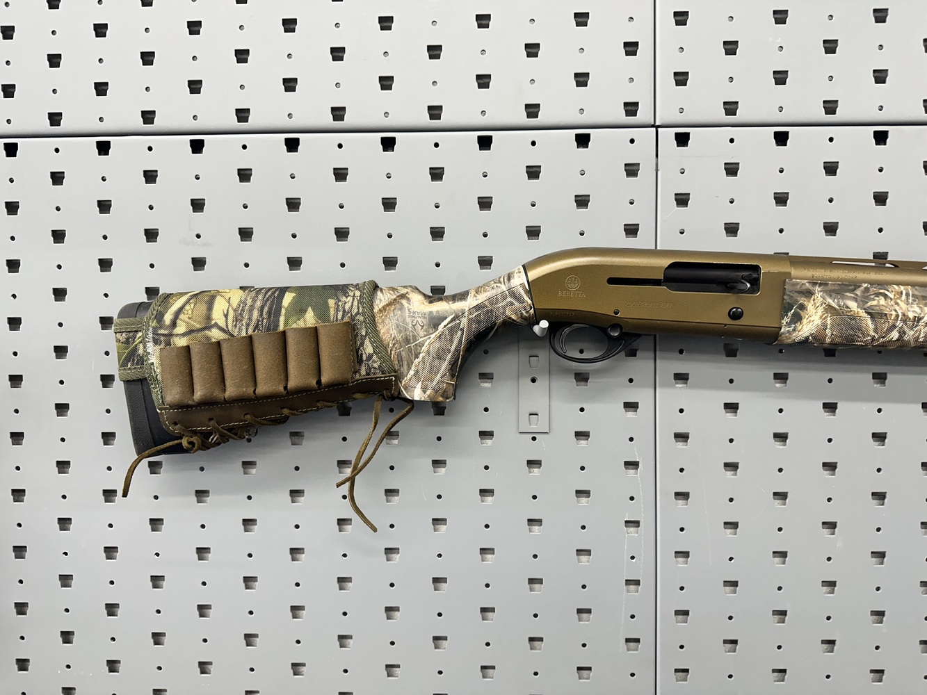 Beretta A300 OUTLANDER CAMO BRONZE Semi Auto 12GA Shotgun 27in - Semi ...