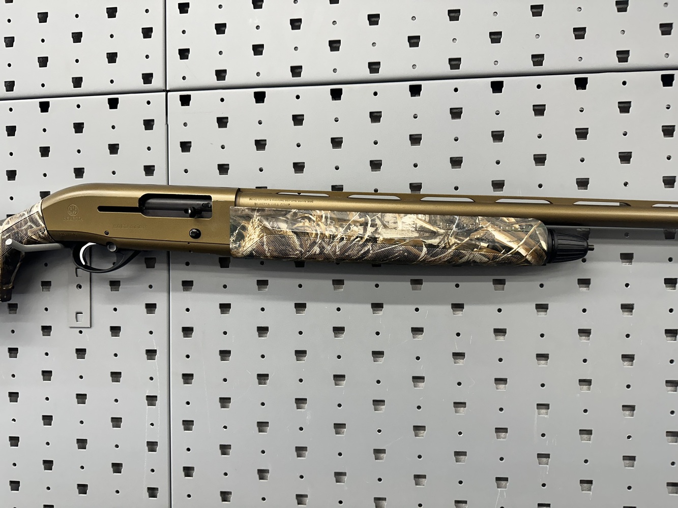 Beretta A300 OUTLANDER CAMO BRONZE Semi Auto 12GA Shotgun 27in - Semi ...