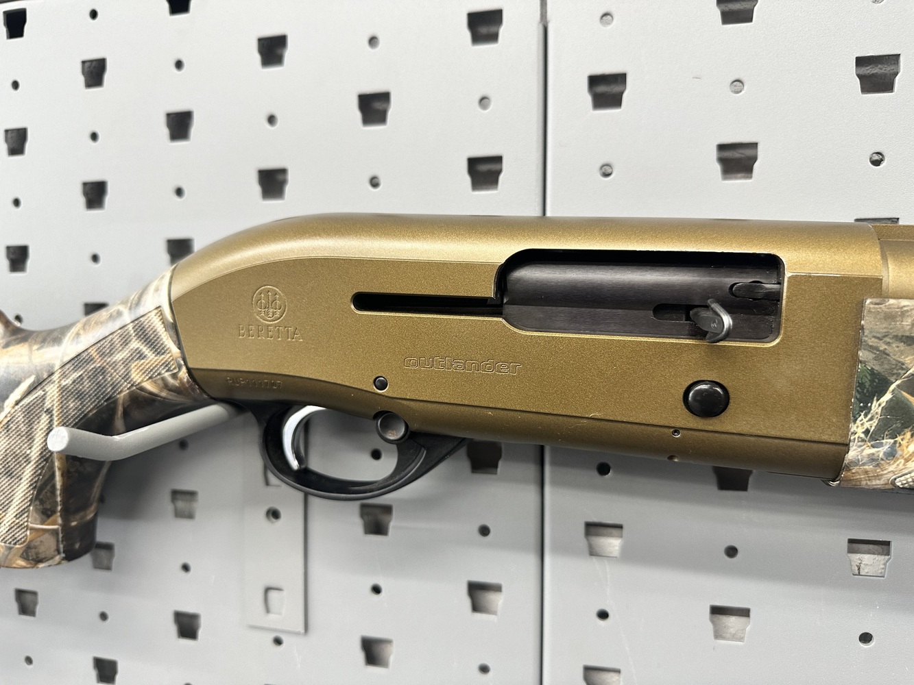 Beretta A300 OUTLANDER CAMO BRONZE Semi Auto 12GA Shotgun 27in - Semi ...