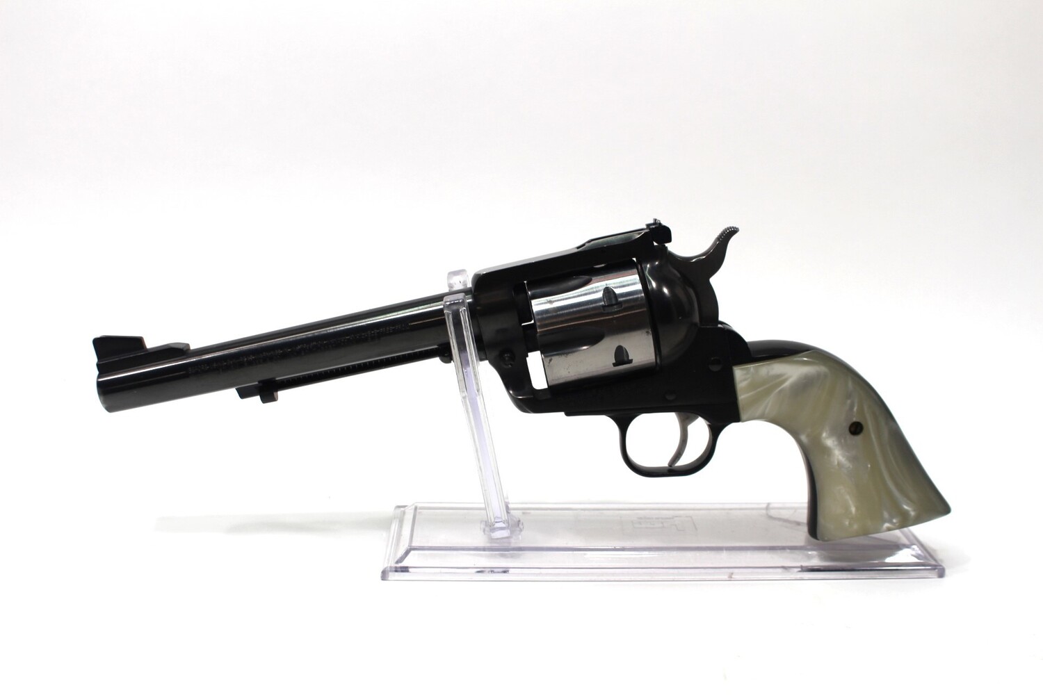 Ruger New Model Blackhawk Blued 357 Magnum 6.5'' Bbl 6 Shot - Revolvers ...