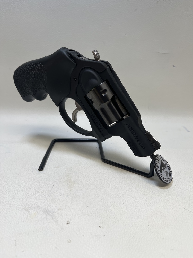 FACTORY NEW RUGER LCR 22 MAG REVOLVER - Revolvers at GunBroker.com ...