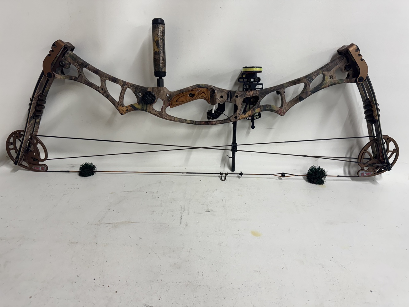 HOYT TRYKON XL COMPOUND BOW - Bows at GunBroker.com : 1116951063