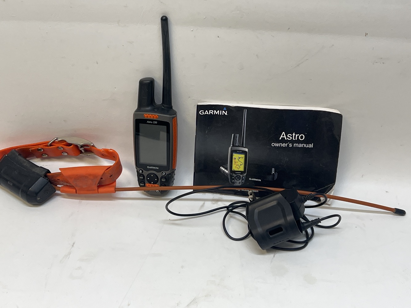 GARMIN ASTRO 220 GPS TRACKER - GPS at GunBroker.com : 1156320722