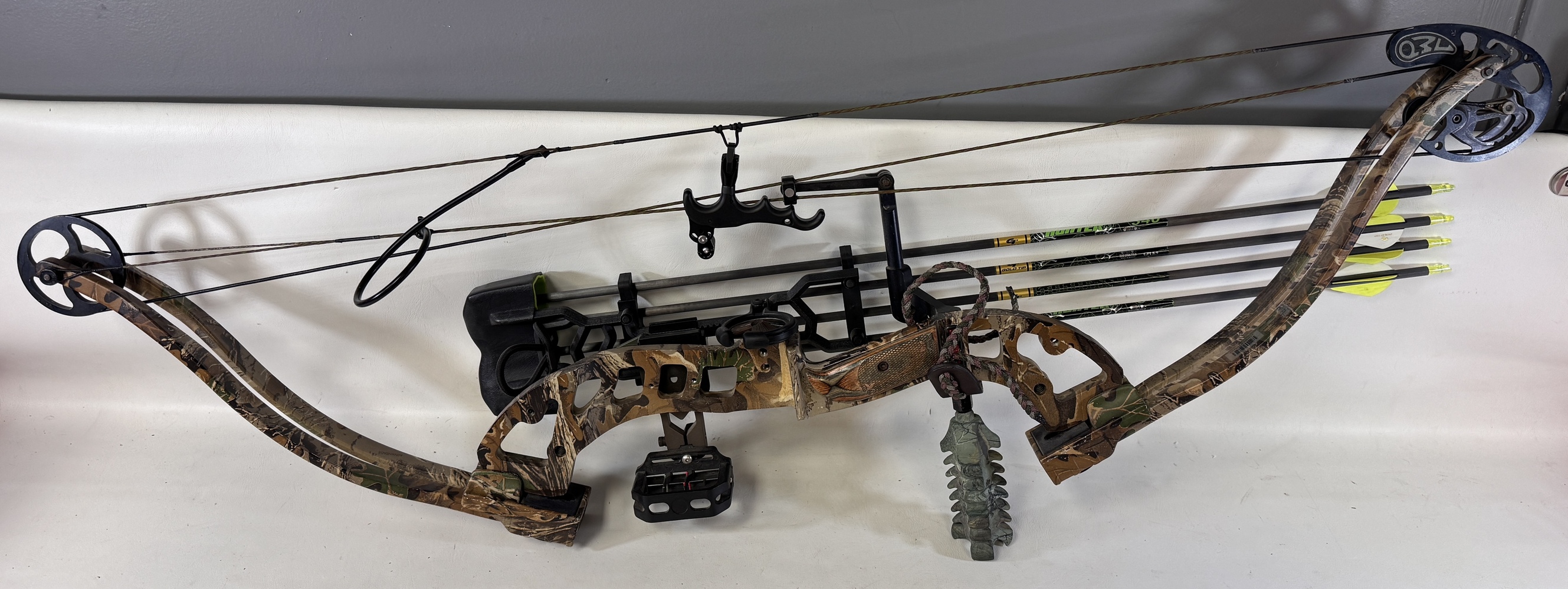 Buckmaster PWC Compound Bow with Extras - Bows at GunBroker.com ...
