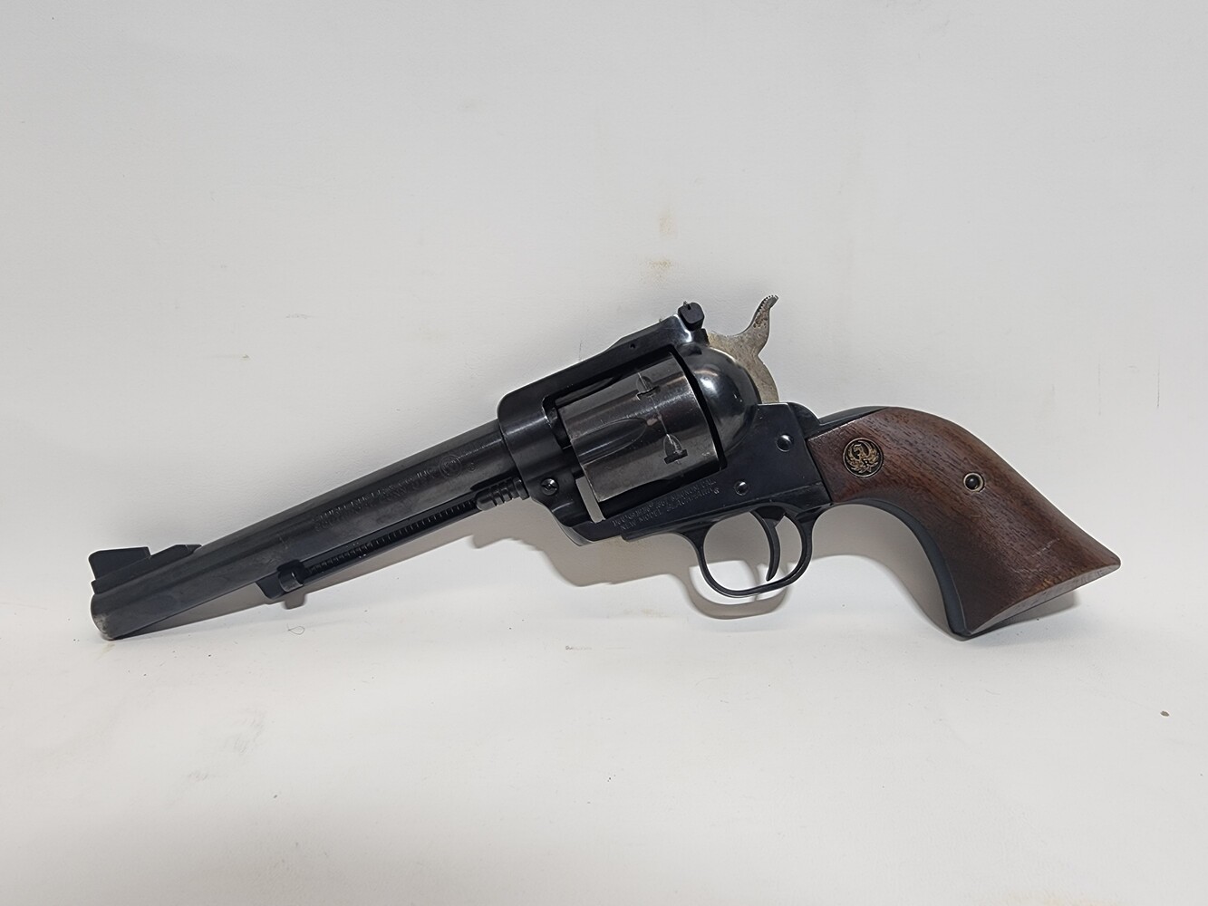 Sturm, Ruger BLACKHAWK 357 MAGNUM - Revolvers at GunBroker.com : 1034809833