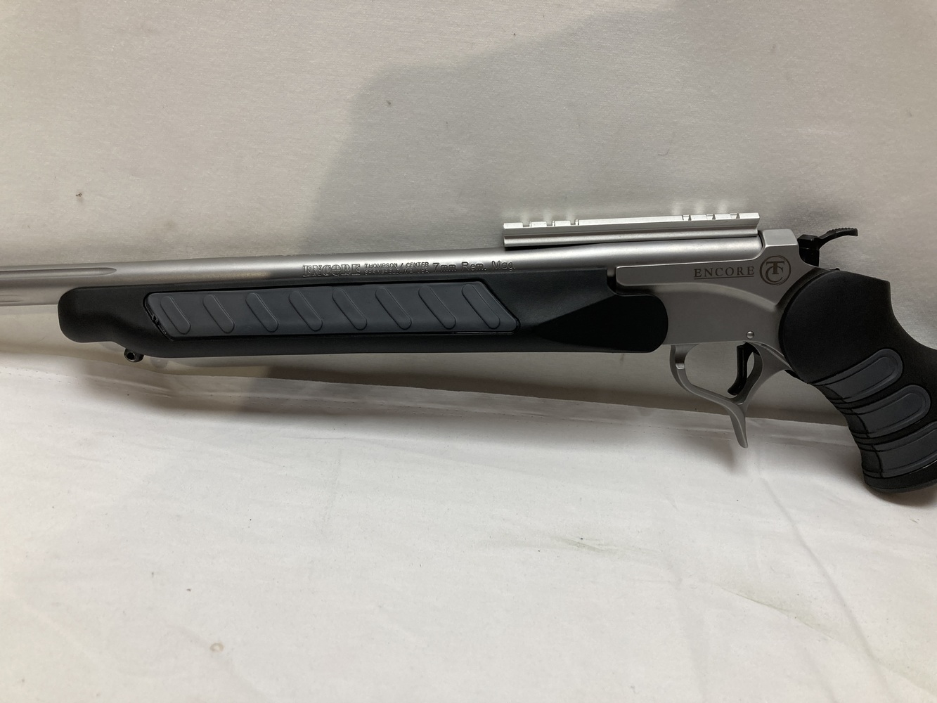 THOMPSON CENTER 7MM REM MAG ENCORE PRO HUNTER - Single Shot Rifles at ...