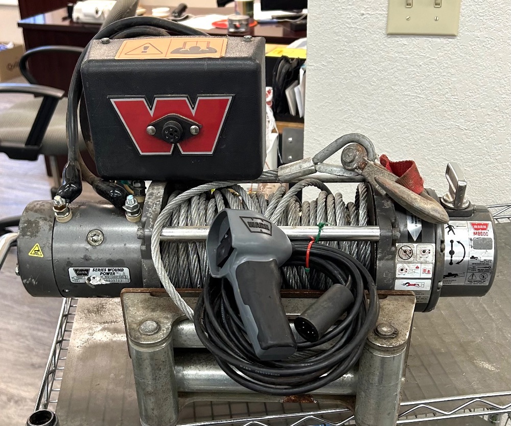 WARN M8000 WINCH | Alamo Pawn Shop