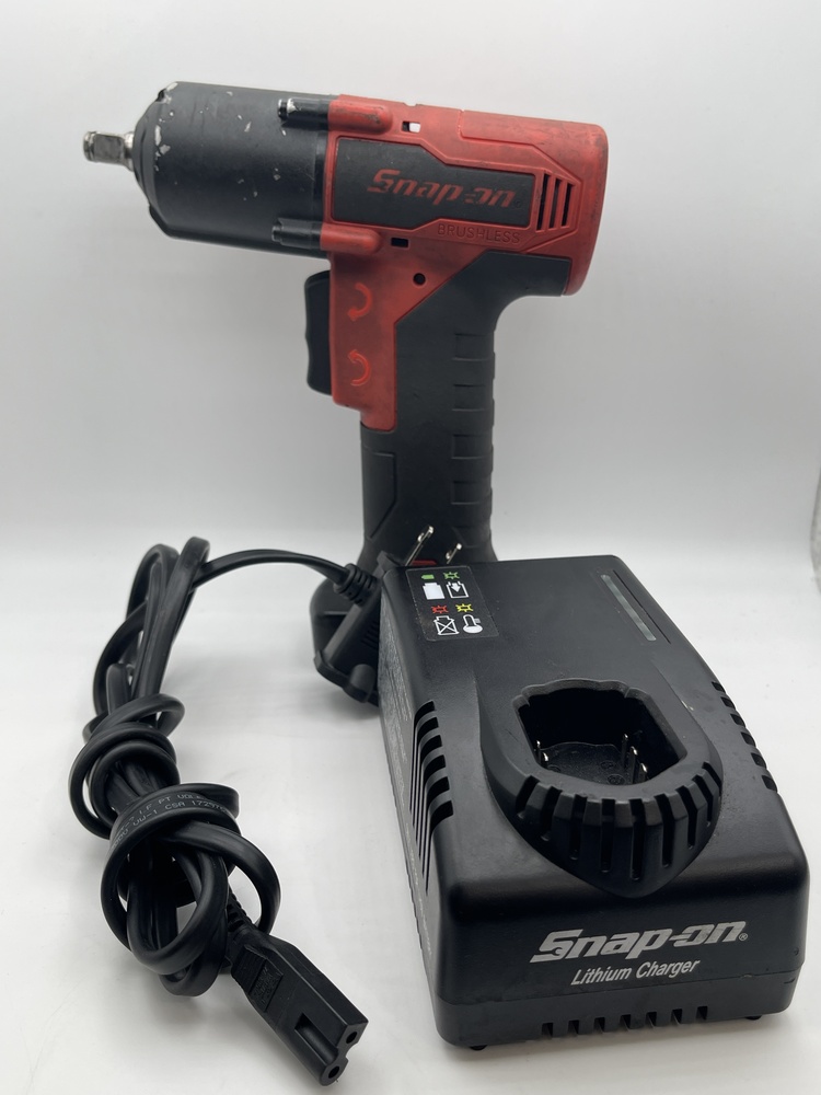 Snap-On CT861 Impact Wrench 3/8" with Battery and Charger | Centreville ...