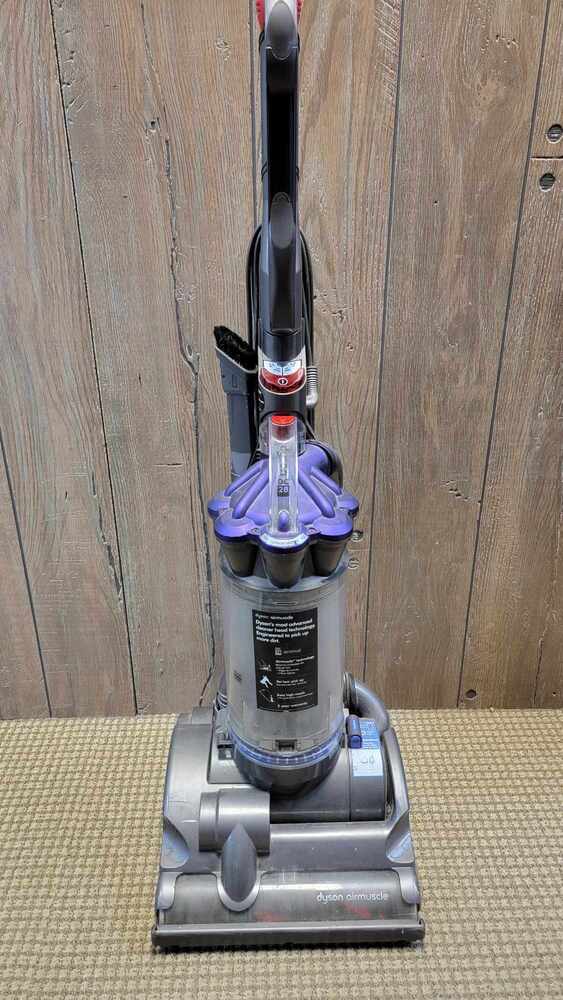 Dyson Airmuscle Vacuum | Great Plains Pawn