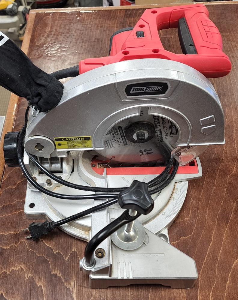 Tool Shop Small Compound Miter Saw | Great Plains Pawn