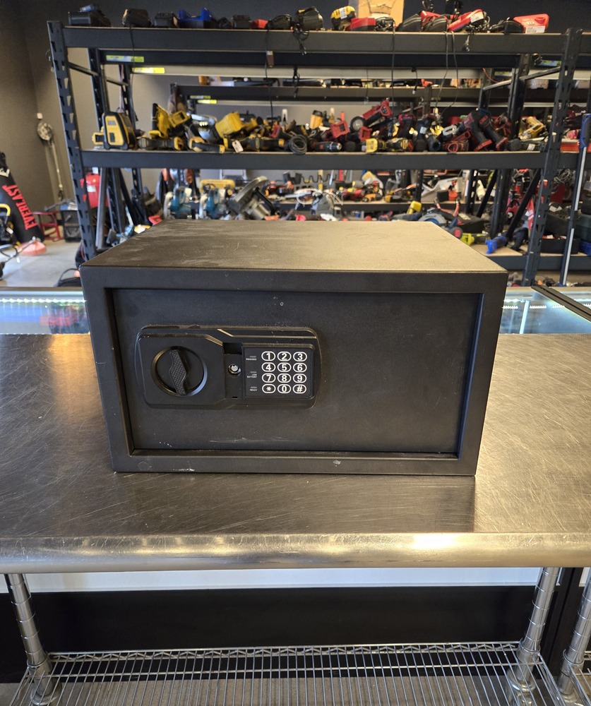 Digital Safe (1 cu. ft.) w/ Key | Great Plains Pawn