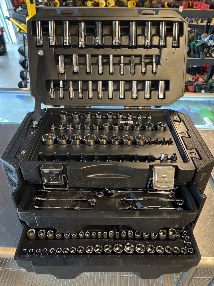 Hart / 215-Piece Tool Set | Great Plains Pawn
