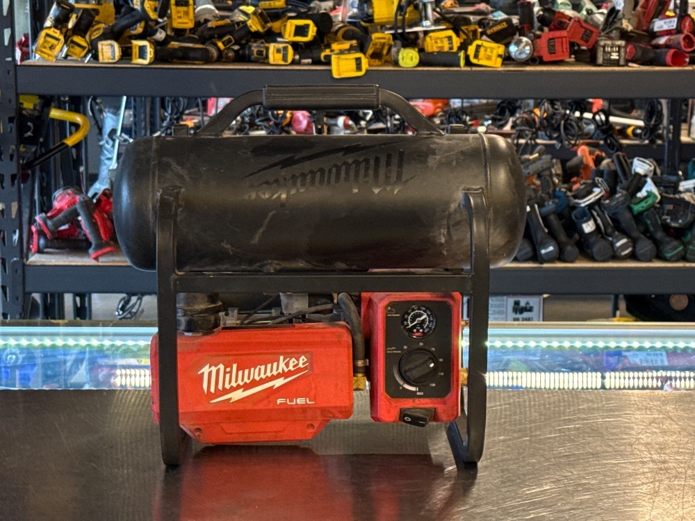 Milwaukee 2840-20 M18 FUEL 2 Gallon Compact Quiet Compressor | Great ...