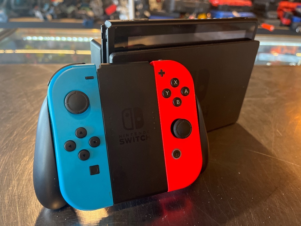 NINTENDO / HAC-001 / SWITCH / CONSOLE WITH DOCK, CHARGER, SLIDE CONTROLLER | Great Plains Pawn