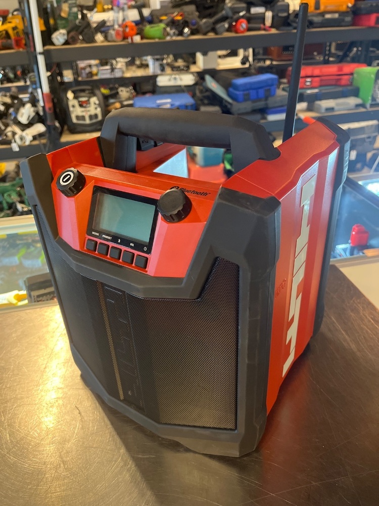 HILTI R6-22 / JOBSITE RADIO | Great Plains Pawn
