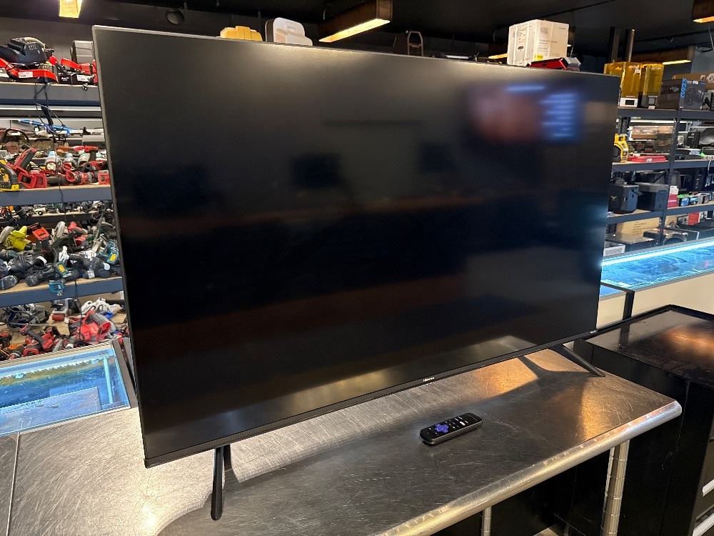 Hisense 50R6E4 50" Roku TV | Great Plains Pawn