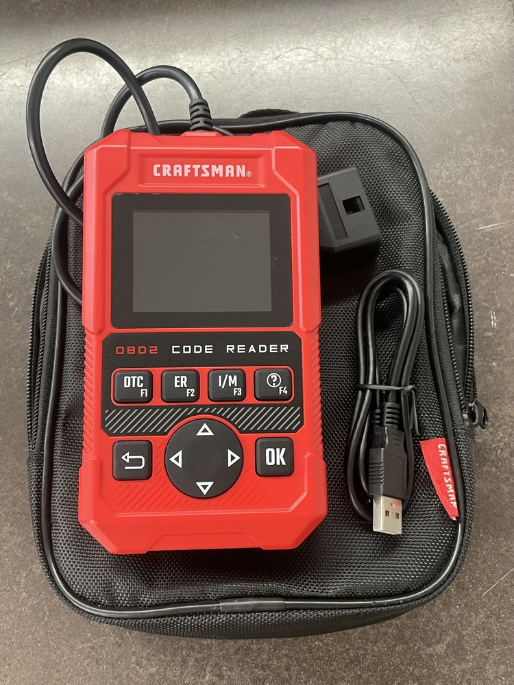 CRAFTSMAN Auto OBD2 Code Reader w/ Case & USB Cord CMMT77693 | Imperial ...